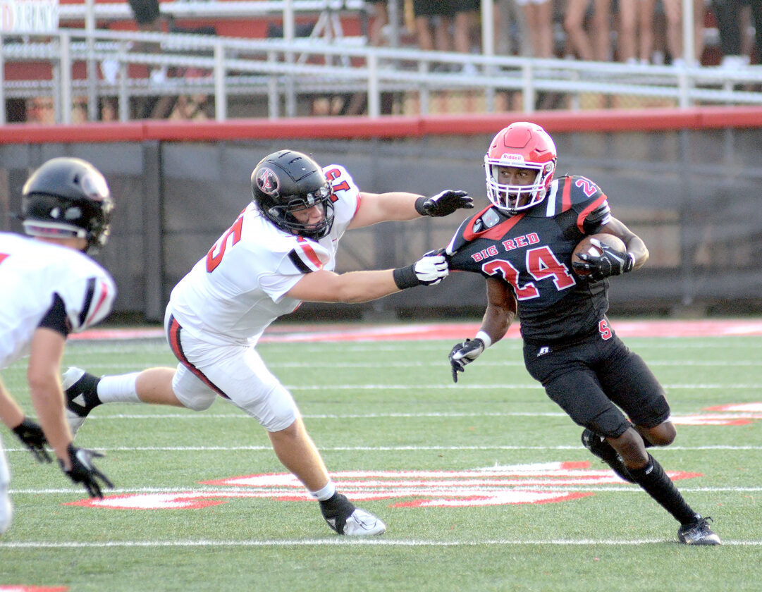 Big Red bounces back in home opener | News, Sports, Jobs - The Herald Star